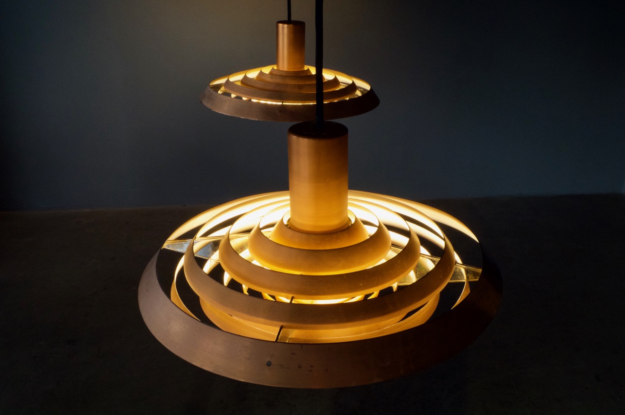 A pair of PH Plates. | antibeige